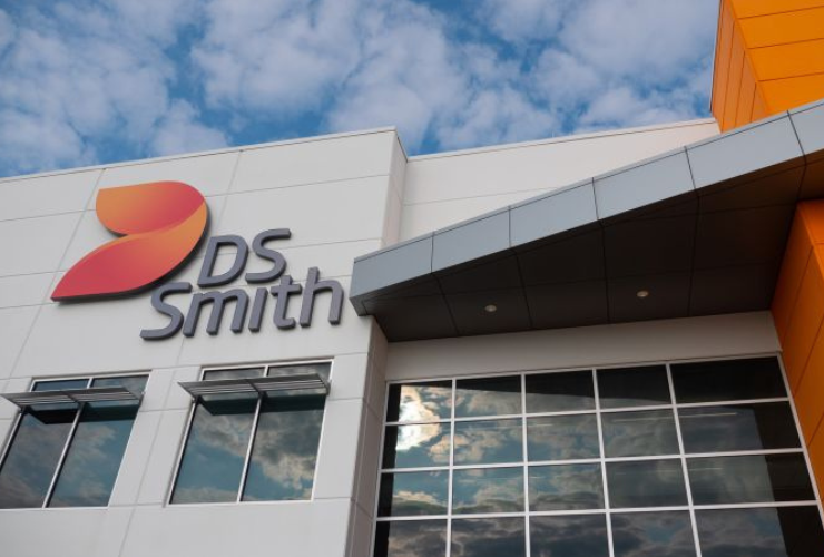 DS Smith agrees ‘Combination’ deal with International Paper - Digital ...