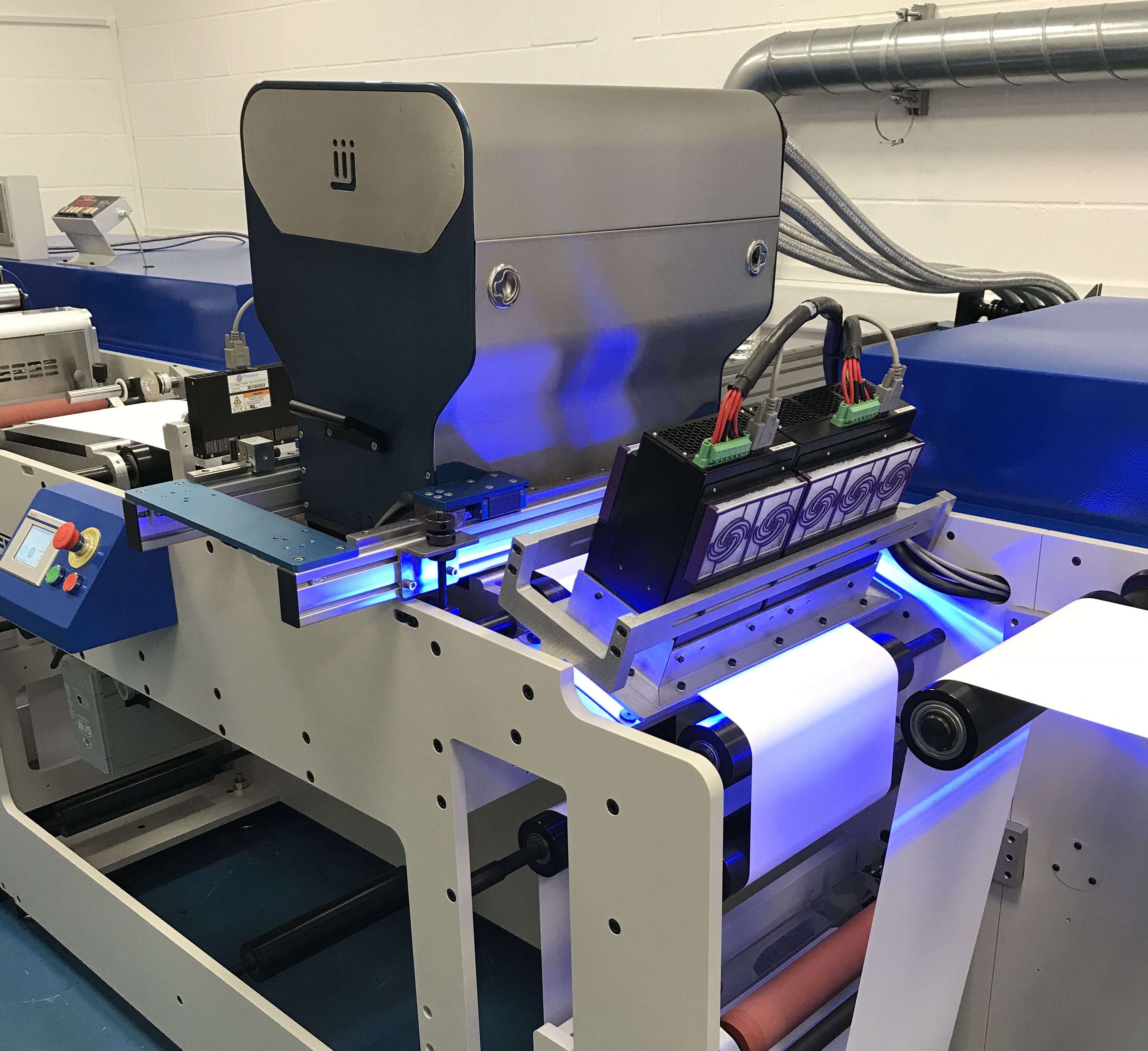 IIJ demonstrates the power of inkjet modules - Digital Labels & Packaging